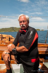 Bill Acker: Orgulho de ser um Mergulhador Mares - Manta Ray Bay Resort ...